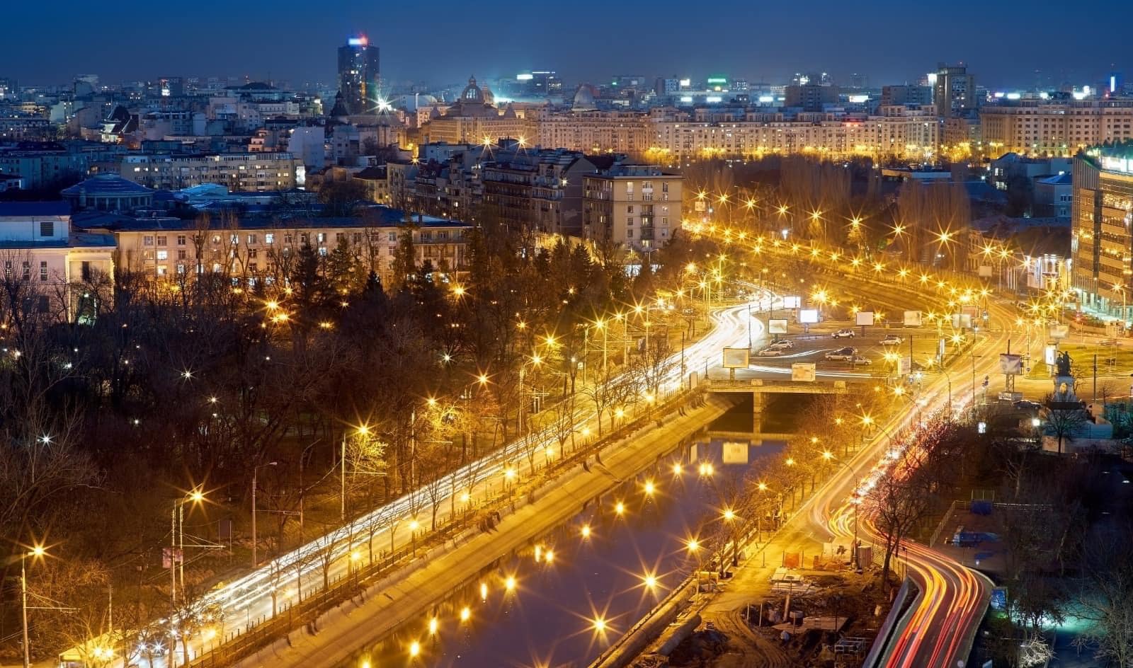 Primăria Capitalei modernizează iluminatul stradal pe 15 artere ...