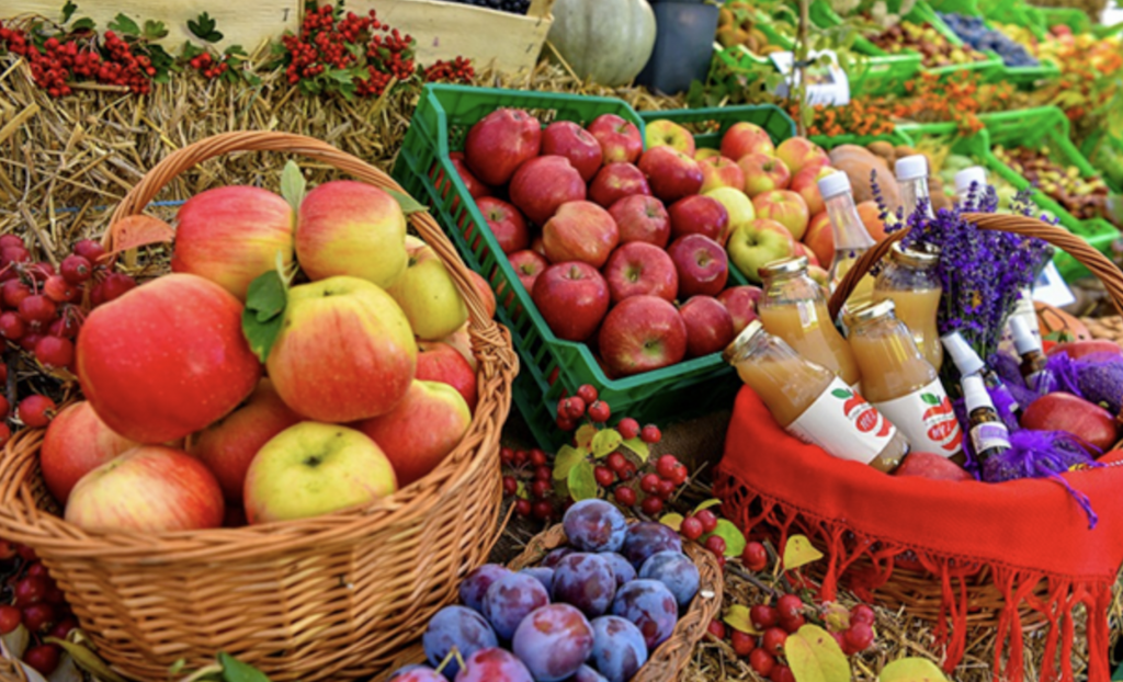 Peste 150 de expozanţi, la Toamna Horticolă Bucureşteană - Ziua Recoltei - Radio Bucuresti FM ...