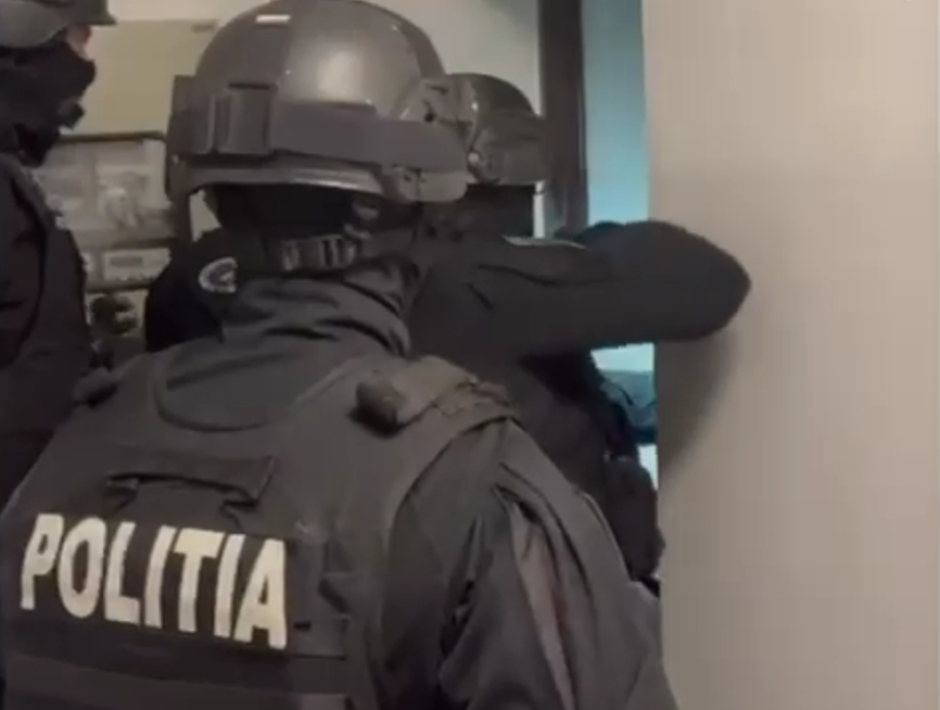 Operațiunea „JUPITER 5”: 154 de percheziții și 27 de mandate de aducere ...